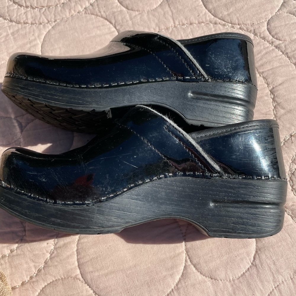 Black Patent Dansko Clog - Gem